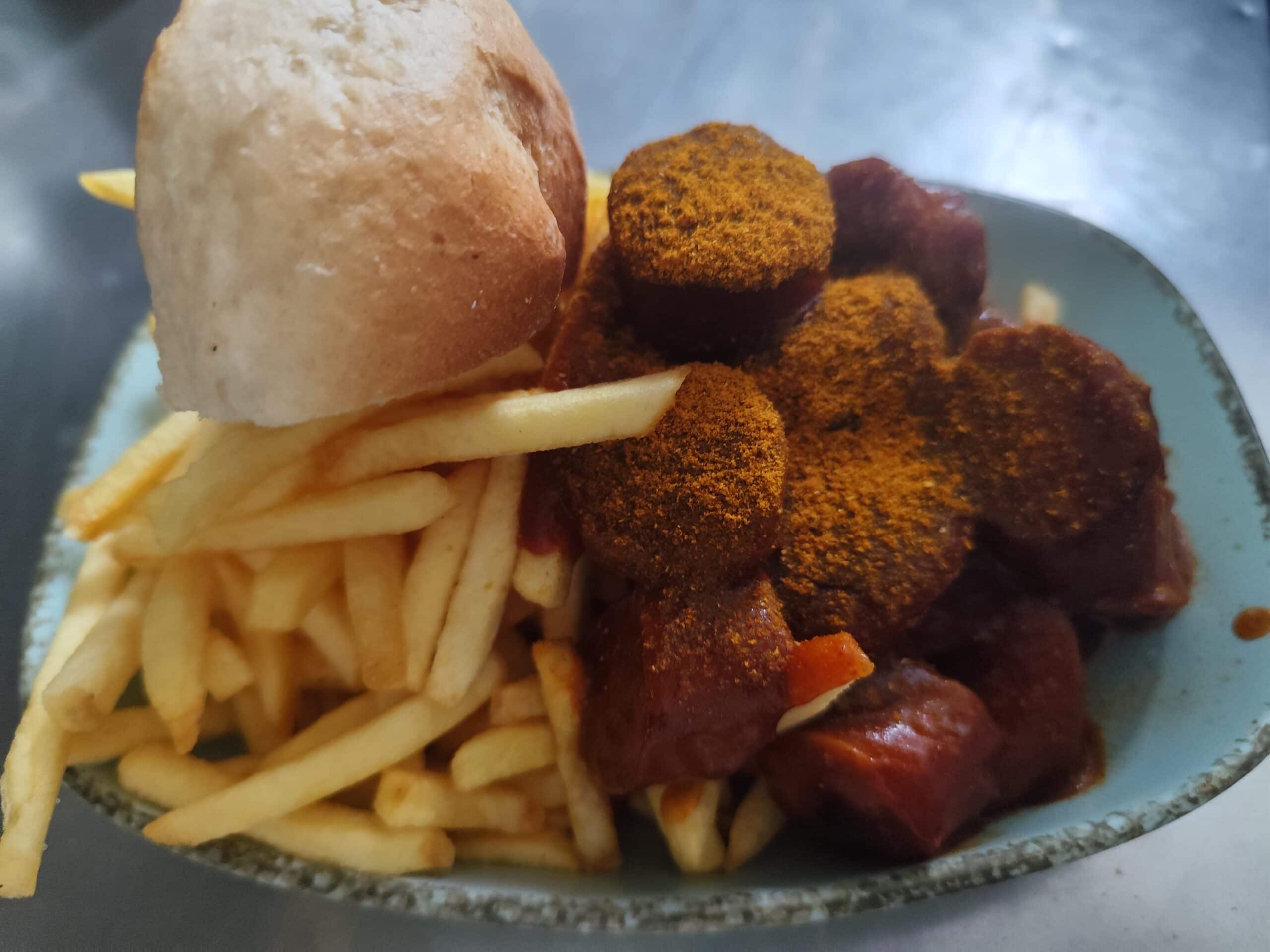 Timeout Cafe-Bistro Lounge